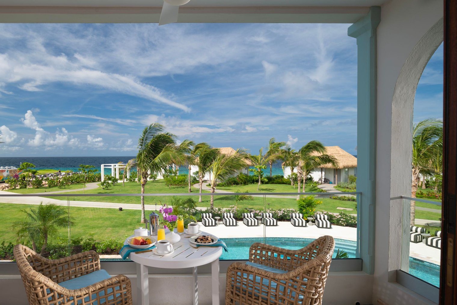 Explained: What’s The Difference Between Oceanview, Oceanfront and ...